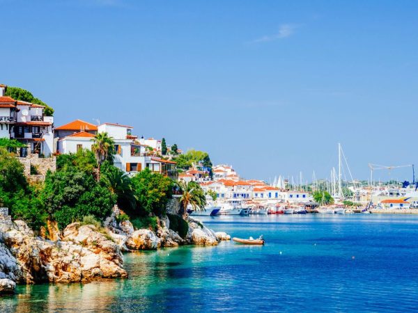 How Many Greek Islands Are There? - Definitely Greece